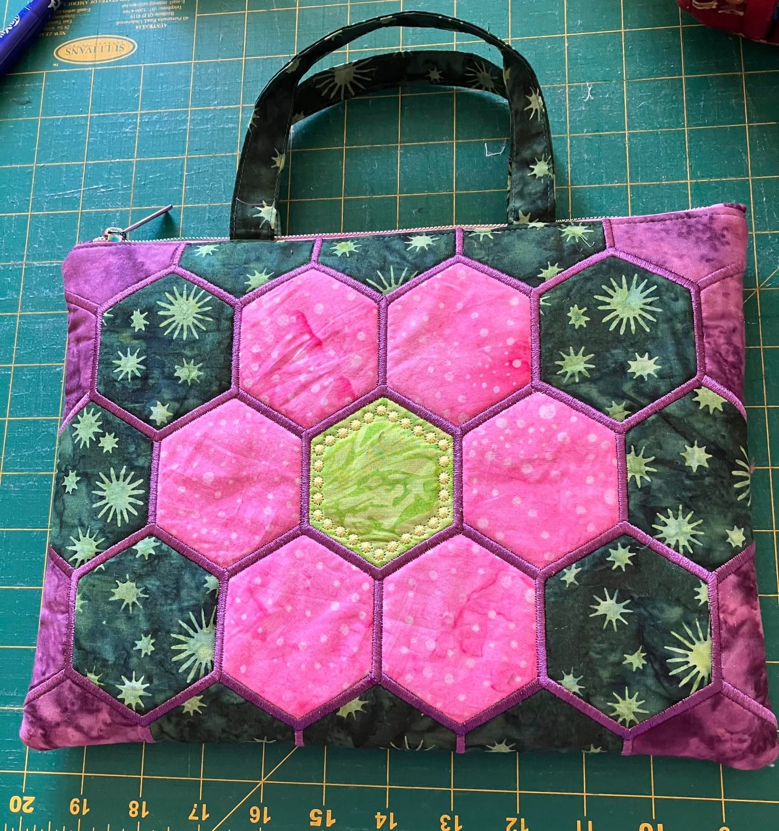 Hexie Bag design 6x10 7x12 9.5x14