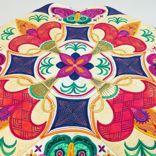 Butterfly Garden Table Centre or Runner ITH Design