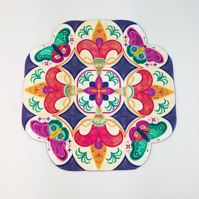 Butterfly Garden Table Centre or Runner ITH Design