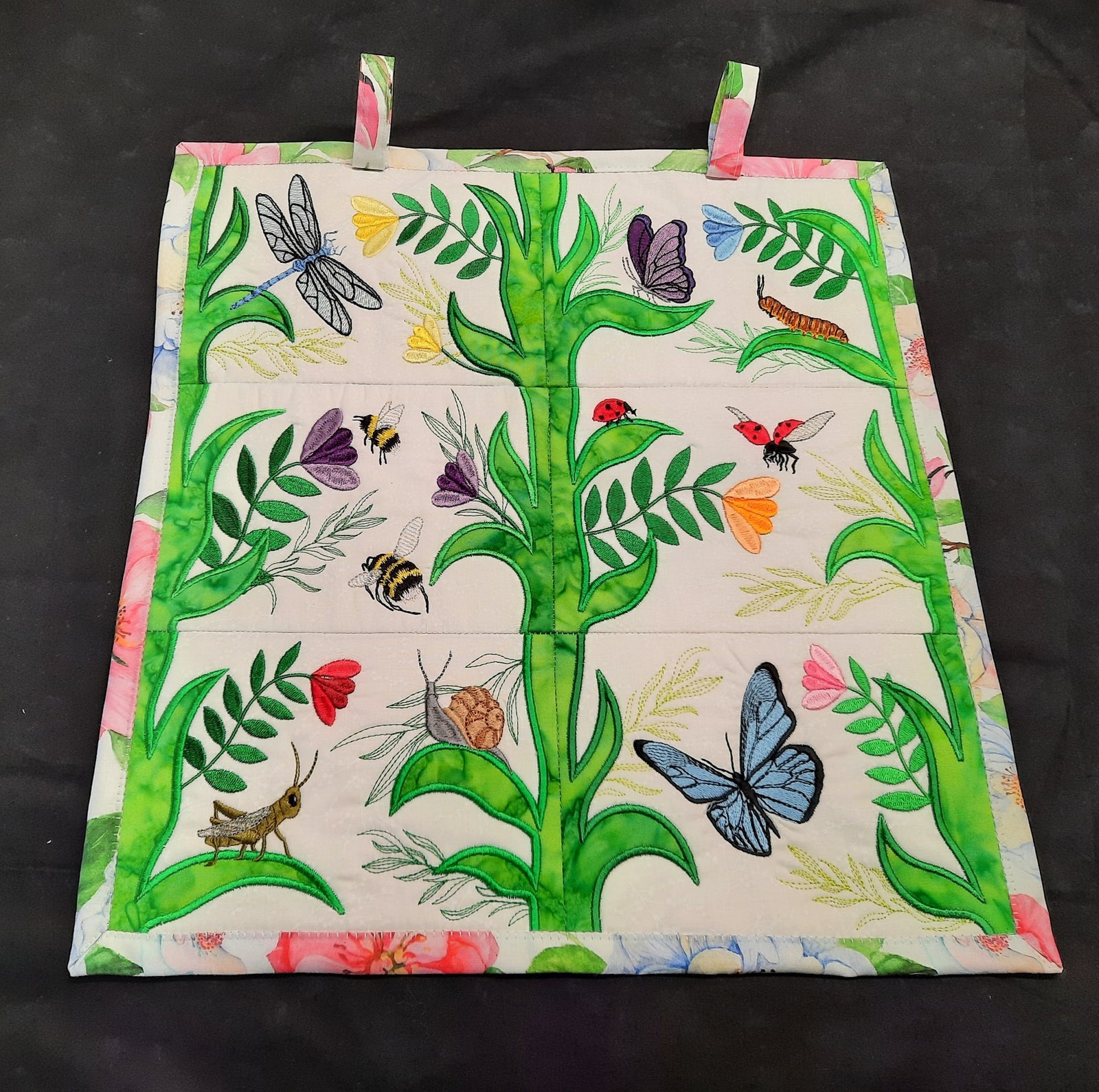 Insect Garden Hanger 5x7 6x10 7x12