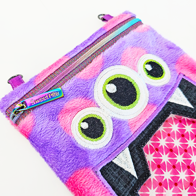 Monster Mouth Windowed Zipper Pockets ITH Design