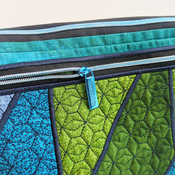 Geometric Shaving Bag