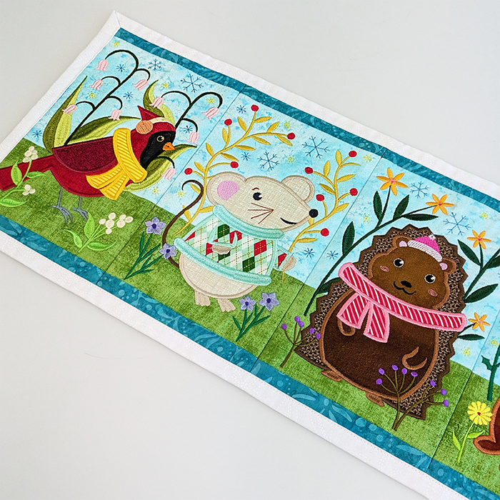Winter Animals Table Runner ITH Design
