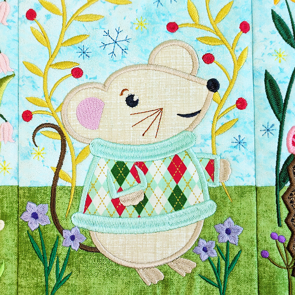 Winter Animals Table Runner ITH Design
