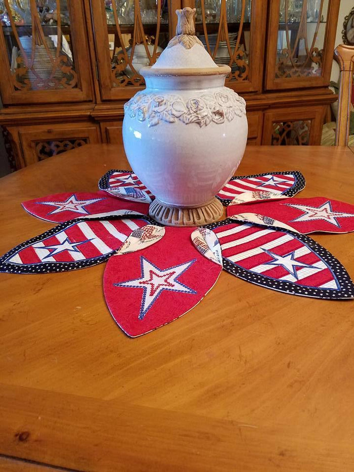 Machine Embroidery Projects - Stars and Stripes Table Centre