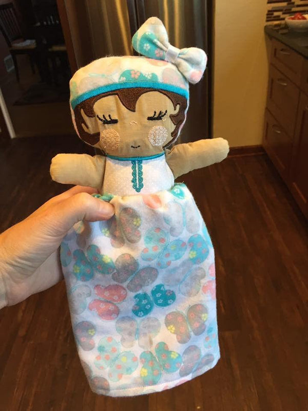 In The Hoop Embroidery - Sleepy Doll