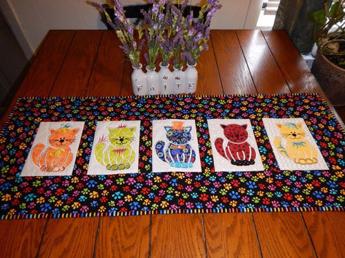 Machine Embroidery Design In The Hoop - Cat Table Runner