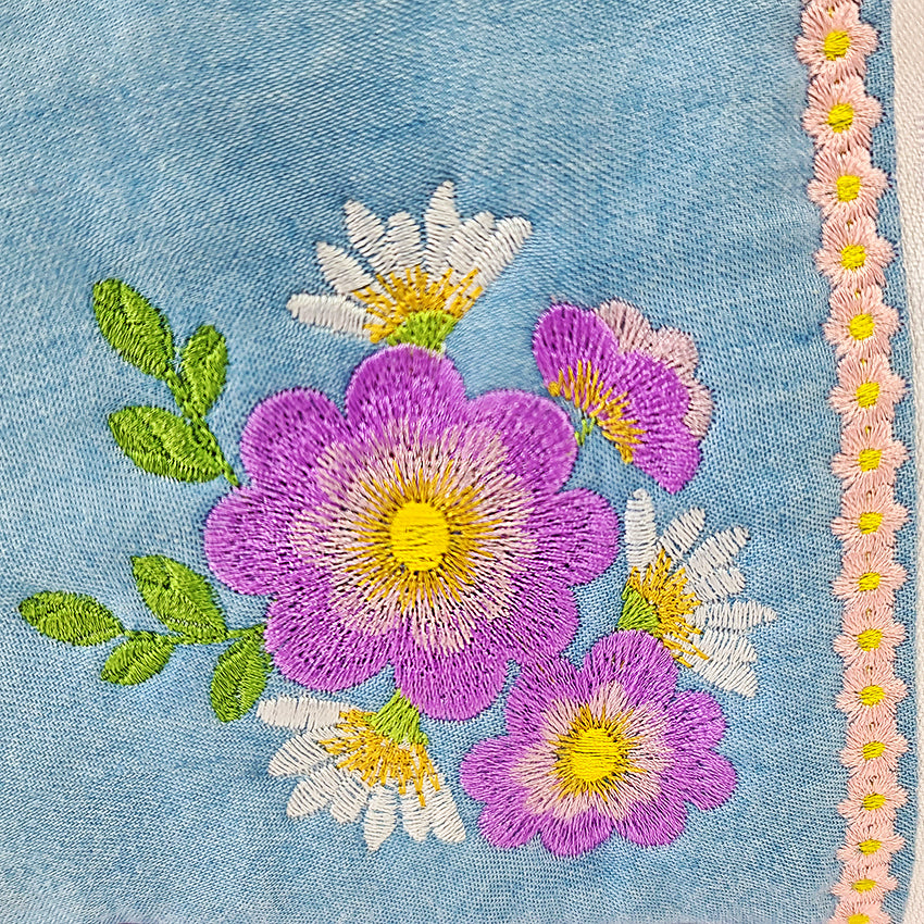 Daisy Zipper Tote Bag in the hoop Machine Embroidery Design - Sweet Pea
