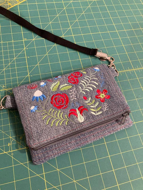 Embroidered Purse - Floral Fold Over Zipper Purse