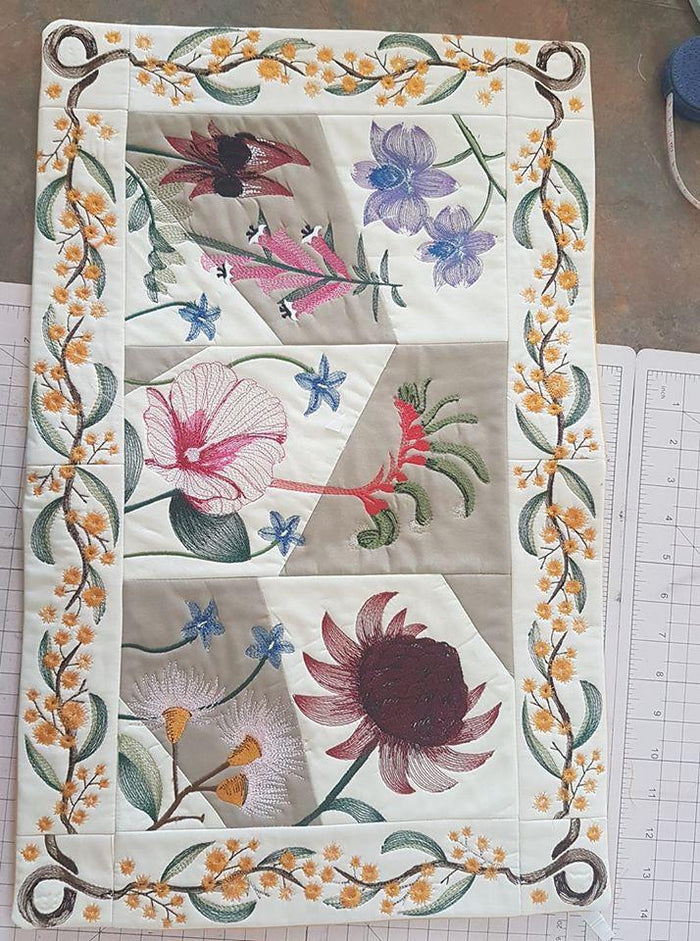 ITH Machine Embroidery Design - Golden Wattle Quilt Border