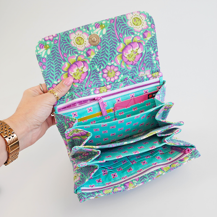 In The Hoop Embroidery Designs - Quintessential Wallet
