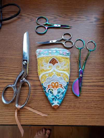 Free Machine Embroidery Design, Embroidered Scissor Case In the Hoop
